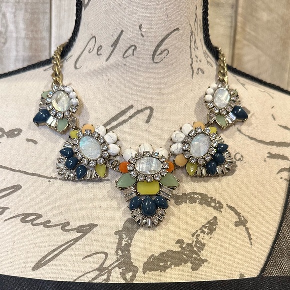Chloe Isabel | Jewelry | Limited Edition Chloe Isabel Blossom Collar ...
